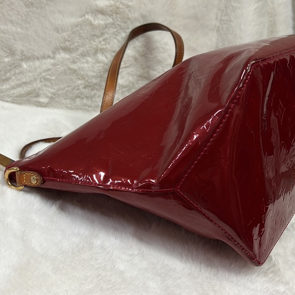 Louis Vuitton | Bags | Vintage Louis Vuitton Ruby Red Vernis Bellevue ...